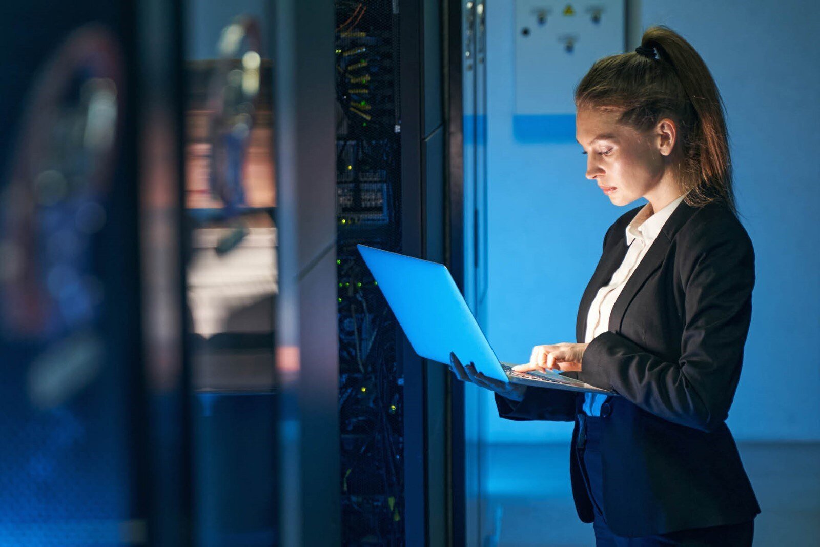 What Is Digital Identity Management and How Do You Master It?